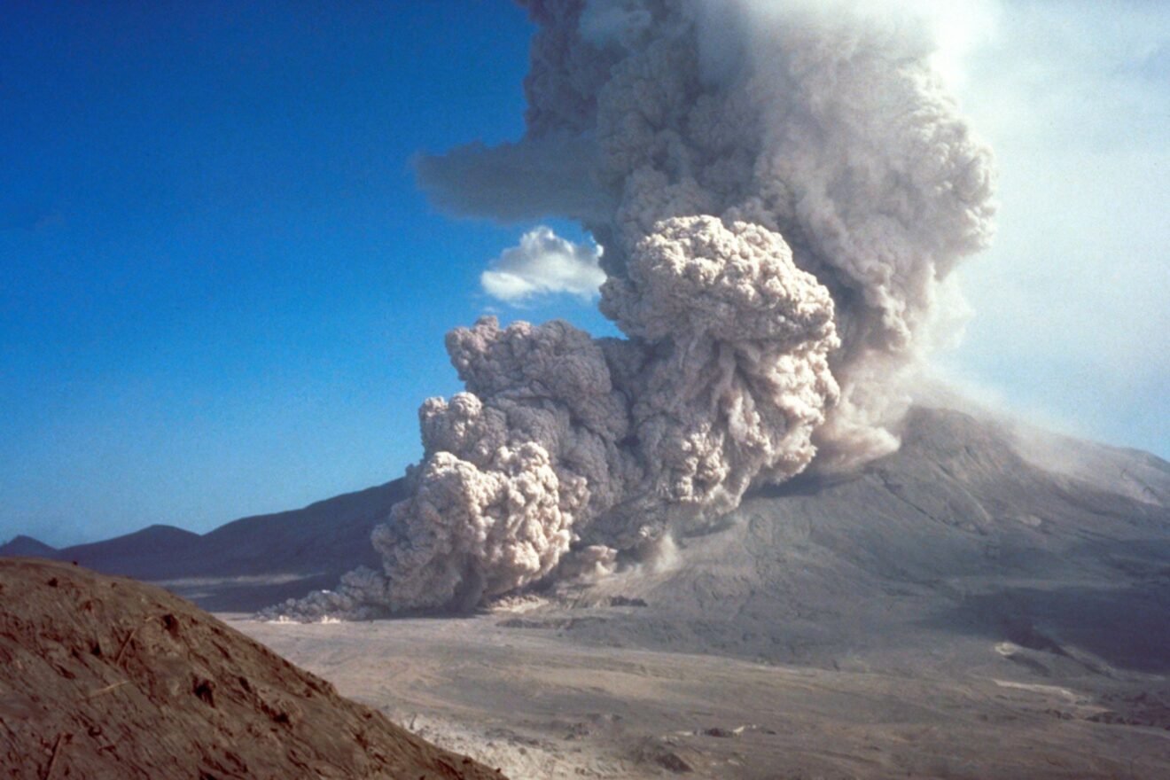 Largest Dome Volcano in the World - Geography Realm
