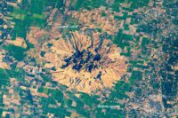 The World's Smallest Mountain Range - Geography Realm